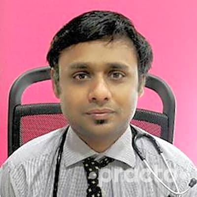 Book Pediatrician Appointment. Book Doctor Counsultaion of Dr. Mohit Singhal - Pediatrician.