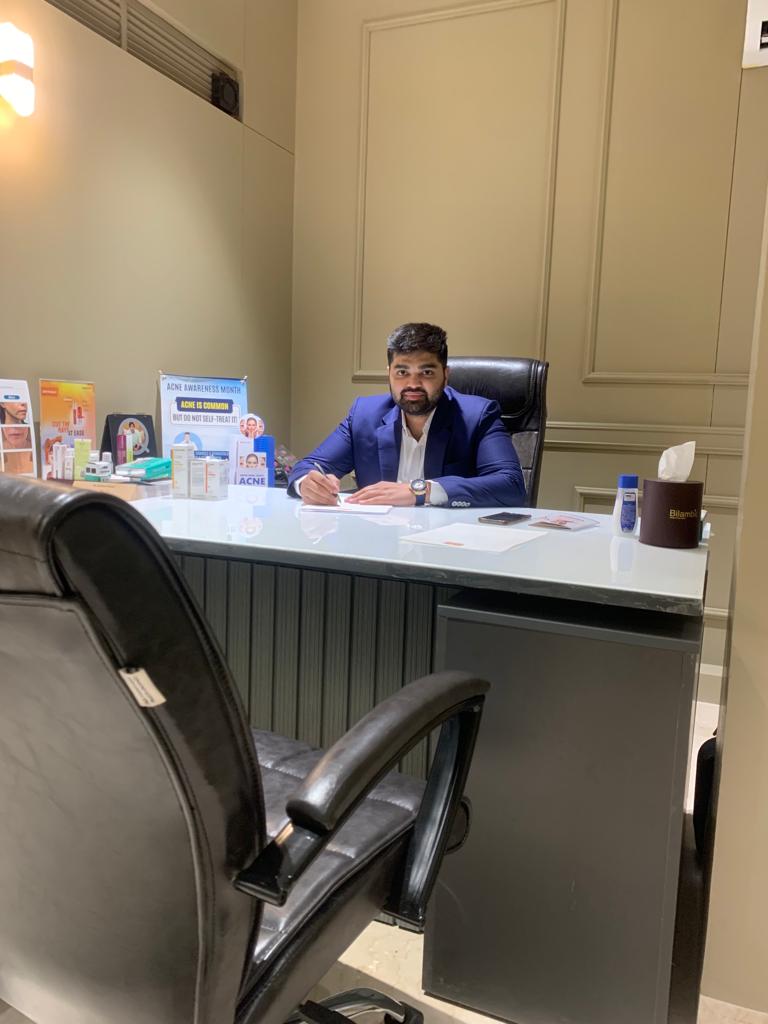 Book Laparoscopic Surgeon Appointment. Book Doctor Counsultaion of Dr ...