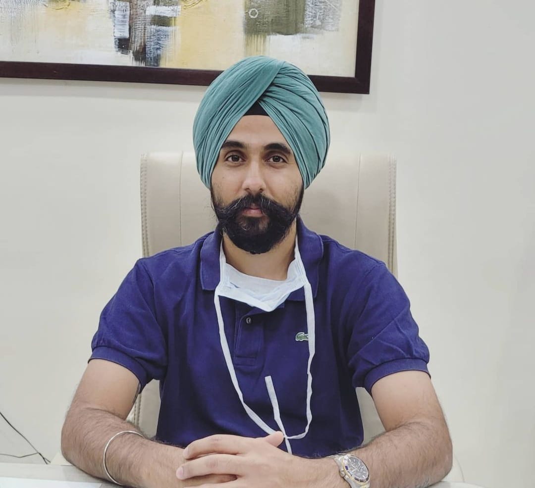 Book Eye Surgeon Appointment. Book Doctor Counsultaion of Dr. Manbir Singh - Eye Surgeon.